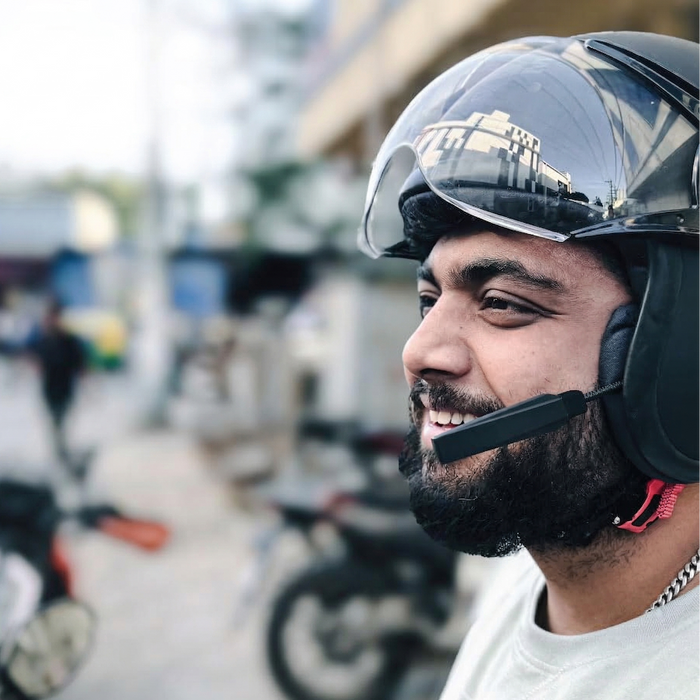 HS1 HELMET BLUETOOTH DEVICE – The BluArmor
